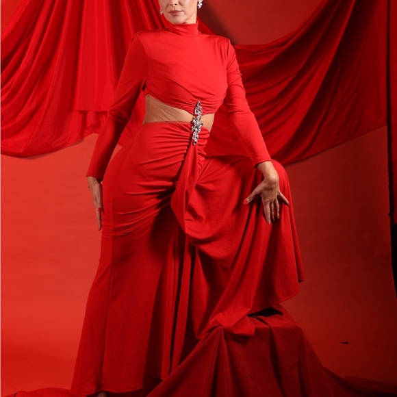 The Unbranded Brand | Dresses | Custom Couture Red Gala Evening Dress ...